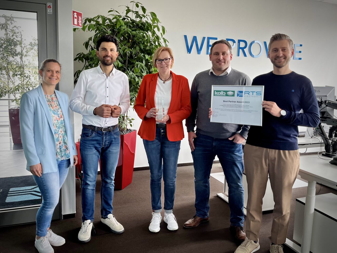 A milestone in the partnership: RTS Electronic receives the “Best ...